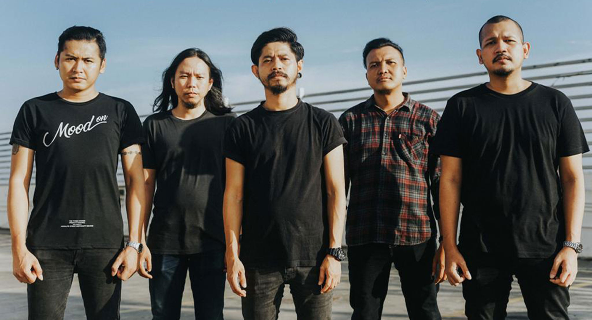 RISING THE FALL Memicu Adrenalin Lewat “Metropolis” - MUSIKERAS