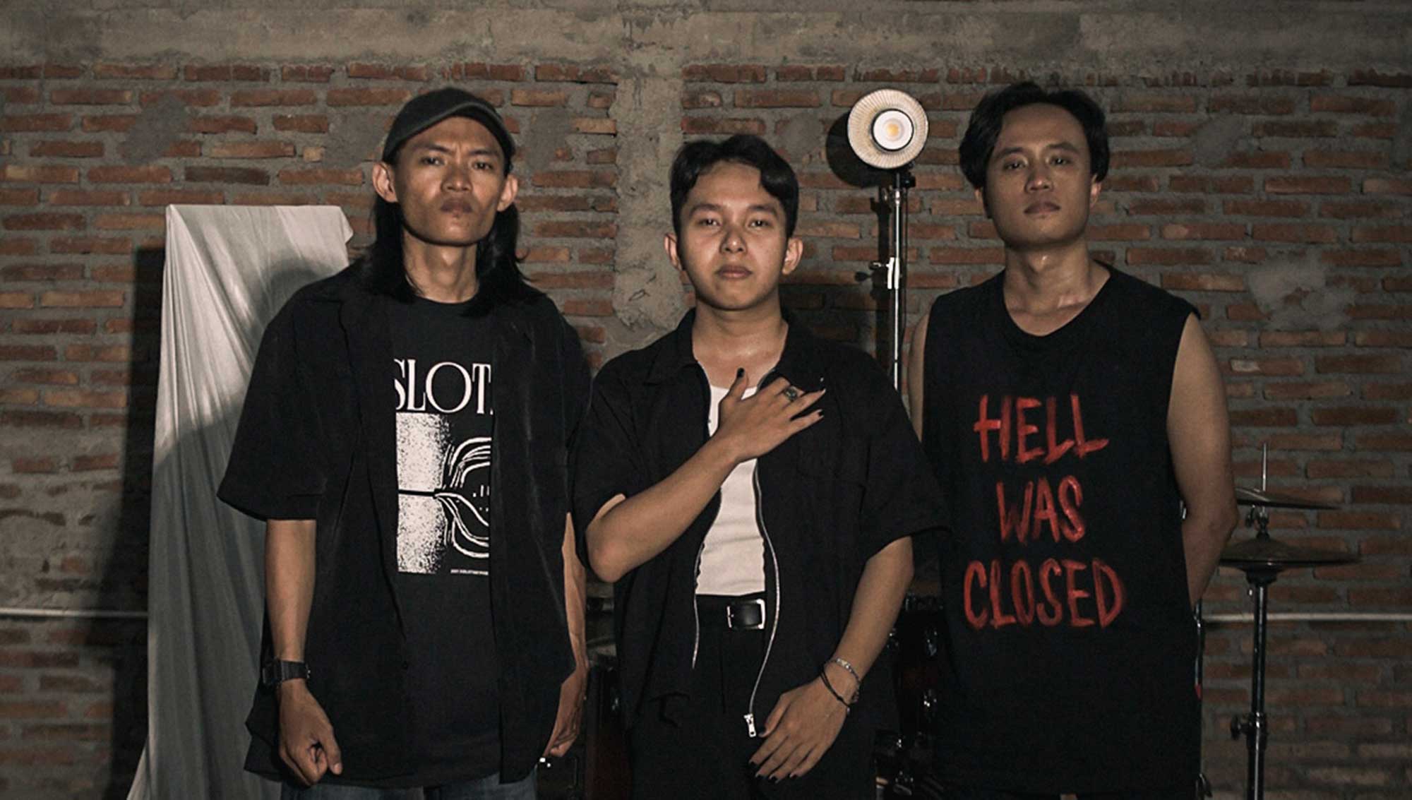 CLOUDCRY: Tajamkan Keagresifan di “Holy Grail”, yang Emosional - MUSIKERAS
